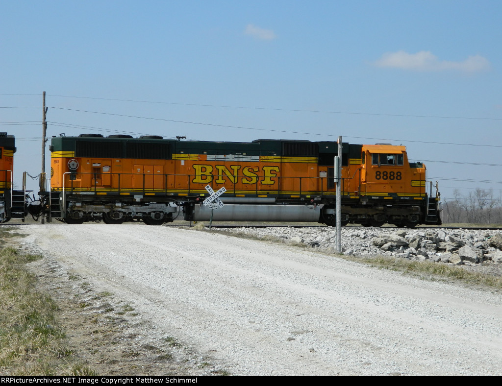 BNSF 8888